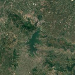 Leaflet GeoJSON Polygon Label